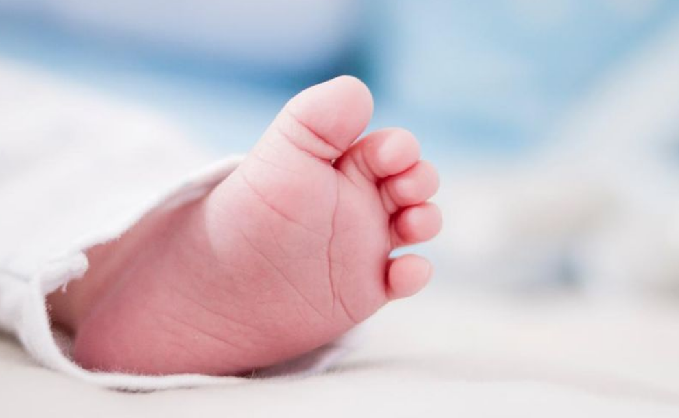 Nació el primer bebé con ADN de tres personas: cómo es el método para ...