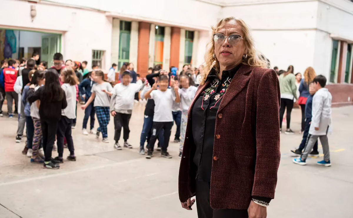 Por primera vez, una docente trans ocupa el cargo de directora de una ...