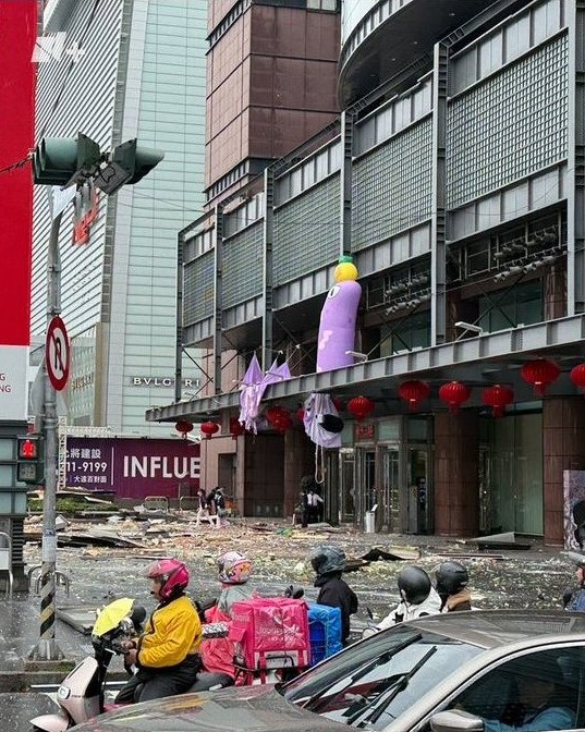Impresionante explosión de gas en un centro comercial en Taiwán: al ...